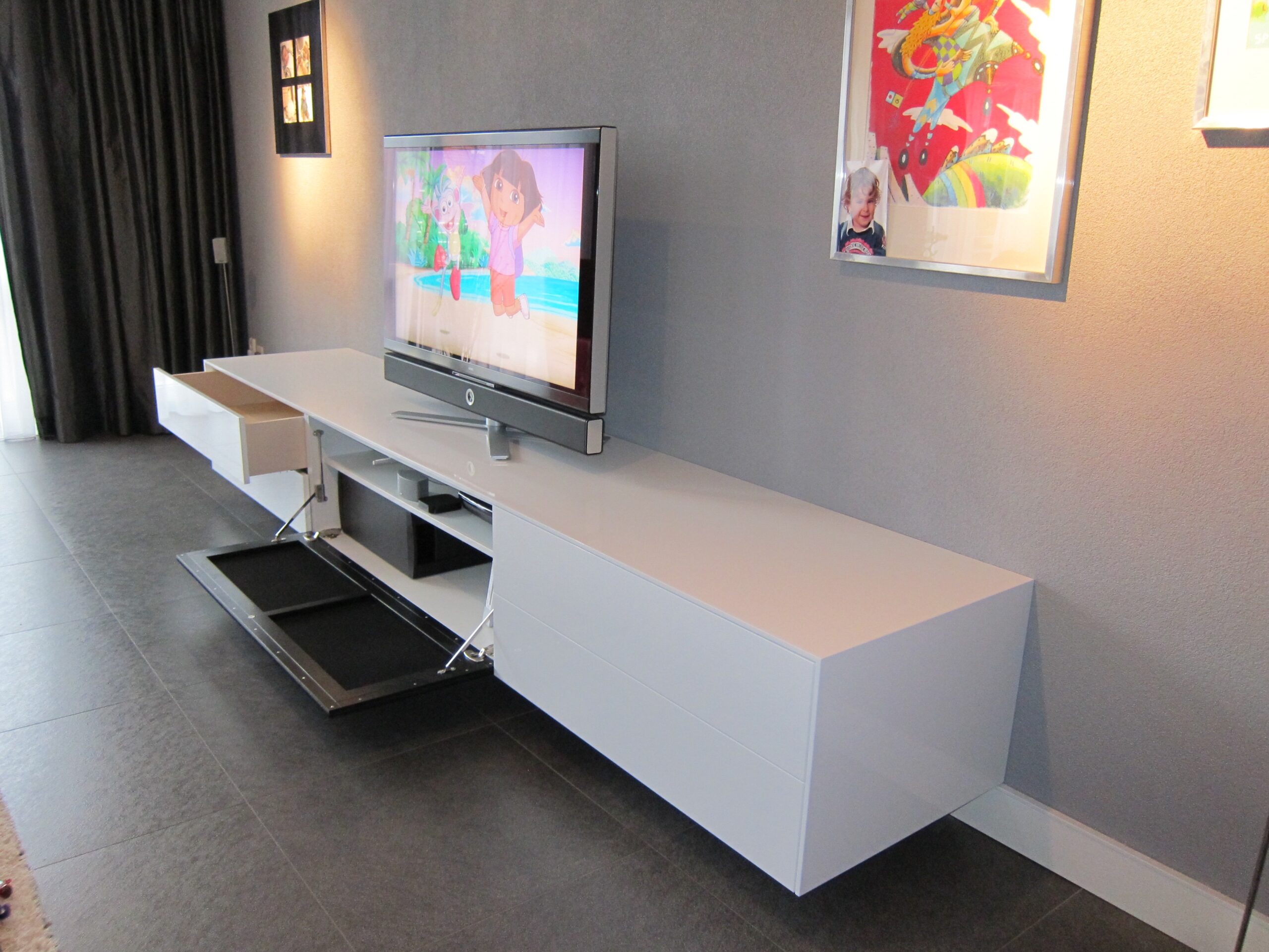 Audiomeubel 1 - DRIEMAN | Interieurbouw